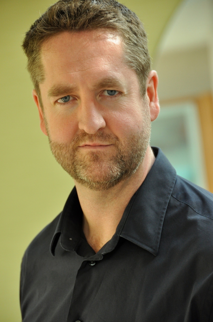 'Trading places: Why Agencies Need to Look Further Than Their Own Desk ...