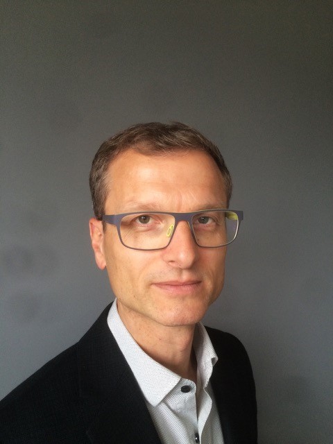 Digital Advertising Ecosystem: Retargeting Revulsion? Join the Data ...